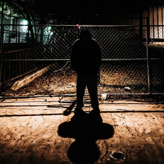 "Lunatic" gets 1000+ Plays on Number1Music | Makin' It Magazine