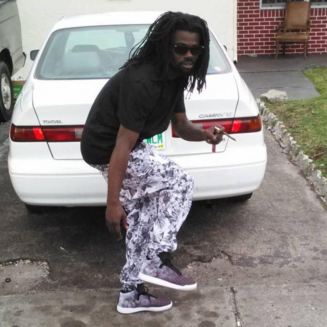 Triple D rapper, singer, song writer outta Broward Florida | Makin' It