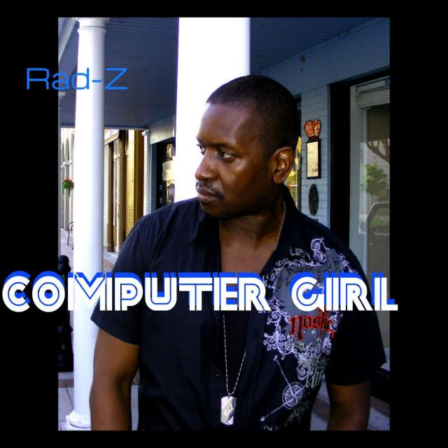 Computer Girl | Makin' It Magazine