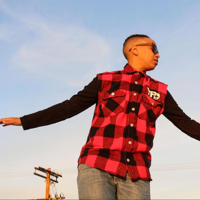 Ms Proper opens for Warren G at SpringBoard West in San Diego CA ...