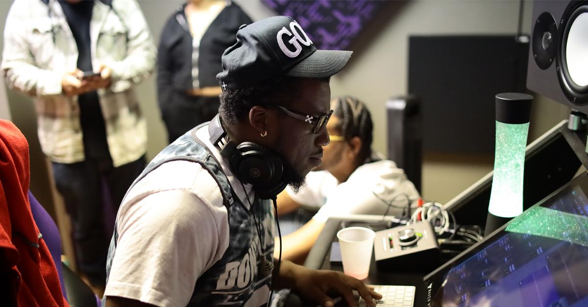 Register for King of the Mix: $1,000 DJ Competition | Makin' It Magazine